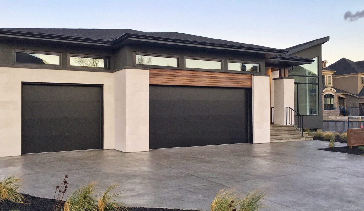 Modern Tech™ | Residential Garage Doors | DistribuDoors