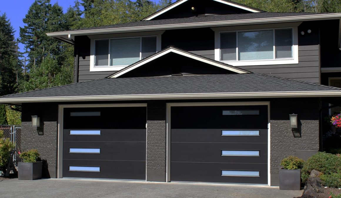 Modern Tech™ | Residential Garage Doors | DistribuDoors