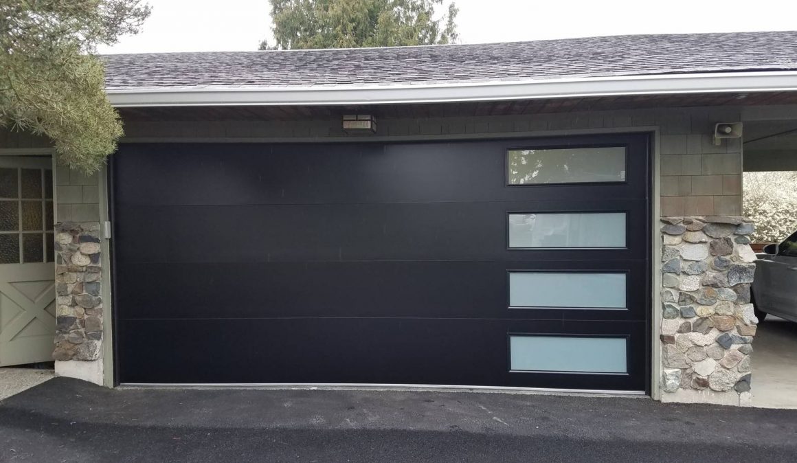 Modern Tech™ | Residential Garage Doors | DistribuDoors
